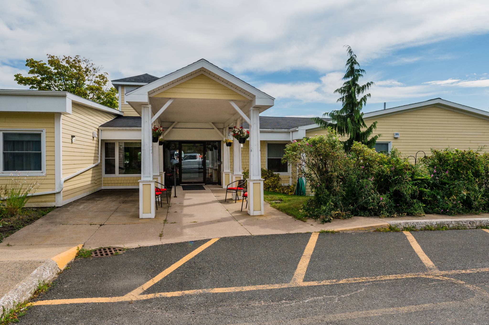MacLeod Cares Baddeck Retirement Living - MacLeod Cares - It’s What We Do!